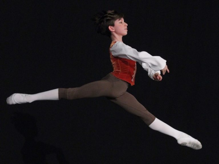 Aron Simon superstar, da Empoli alla conquista del mondo della danza ...