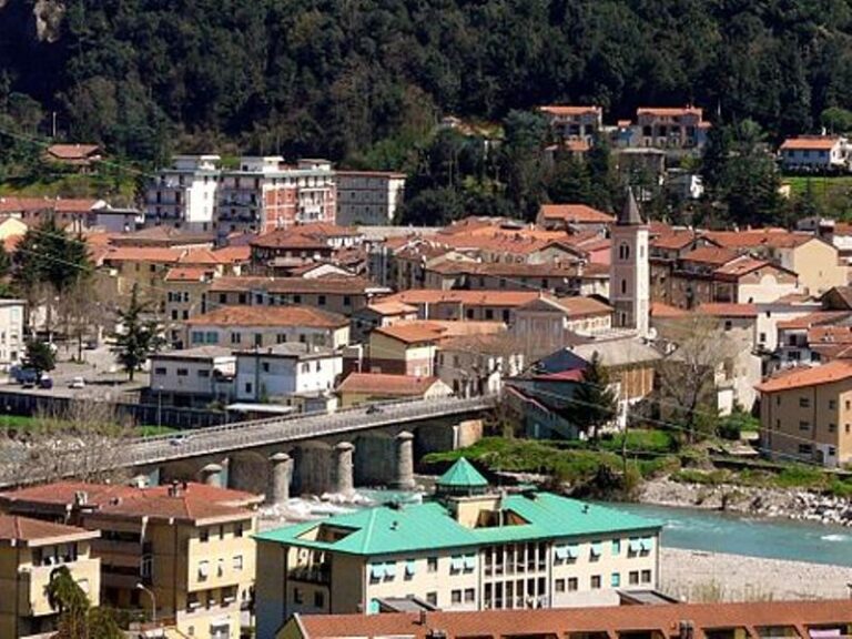 aulla veduta centro panorama - gonews.it