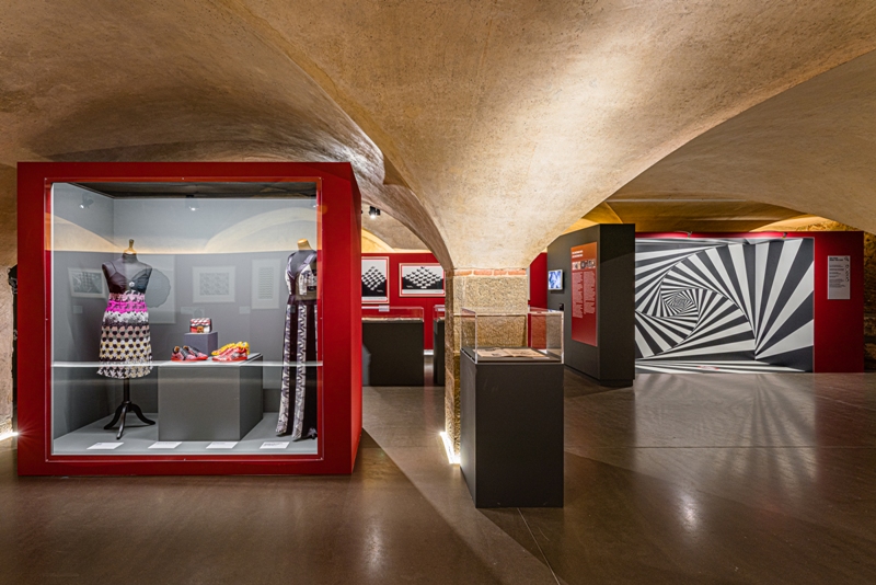 Escher Firenze, grande mostra con 200 opere al Museo degli Innocenti