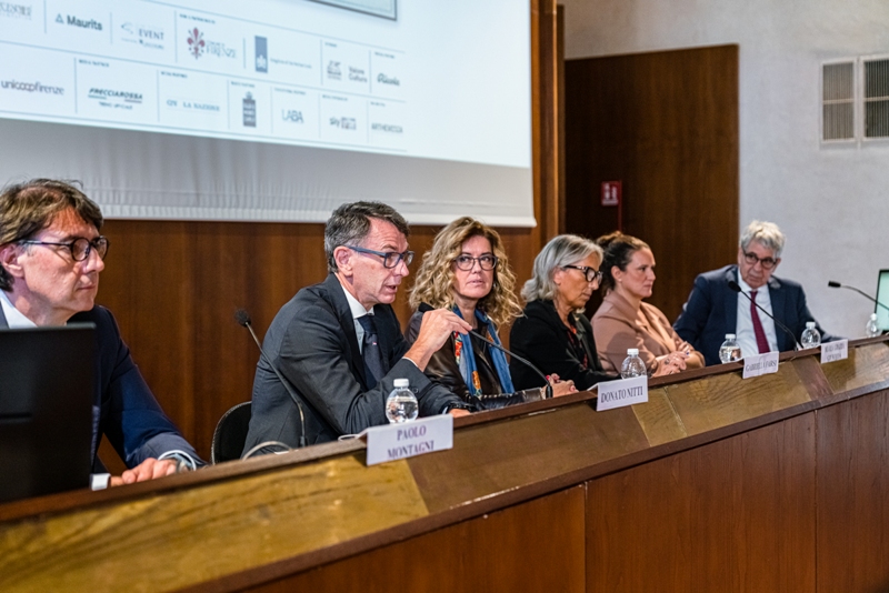 Escher Firenze, grande mostra con 200 opere al Museo degli Innocenti