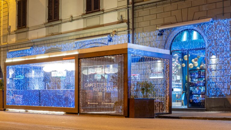 Costretti a mettere la sicurezza all'ingresso dopo la rissa. Il bar Ci Risiamo chiede aiuto al ...