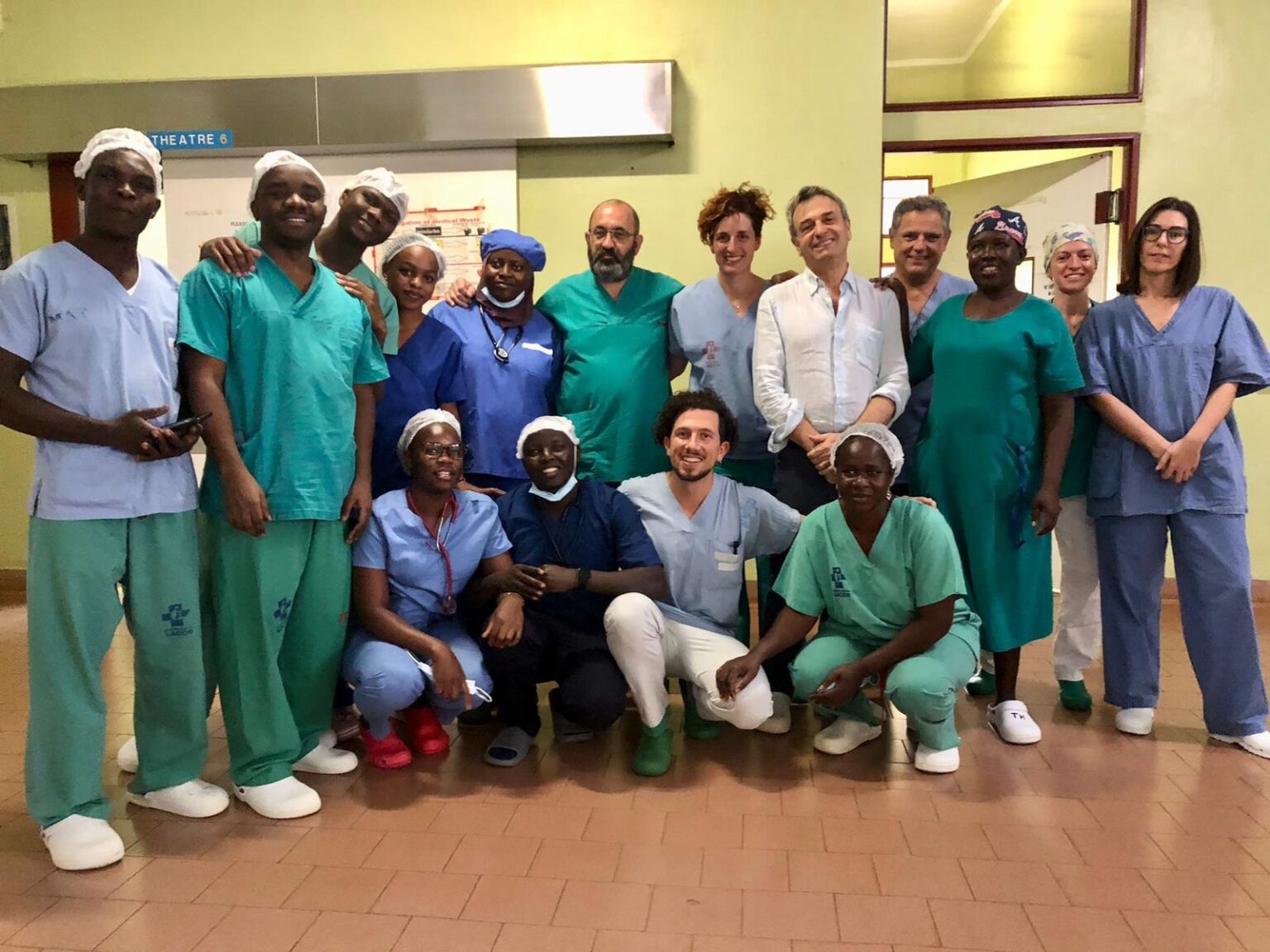 Medici da Firenze in missione in Uganda per 57 interventi alla tiroide ...