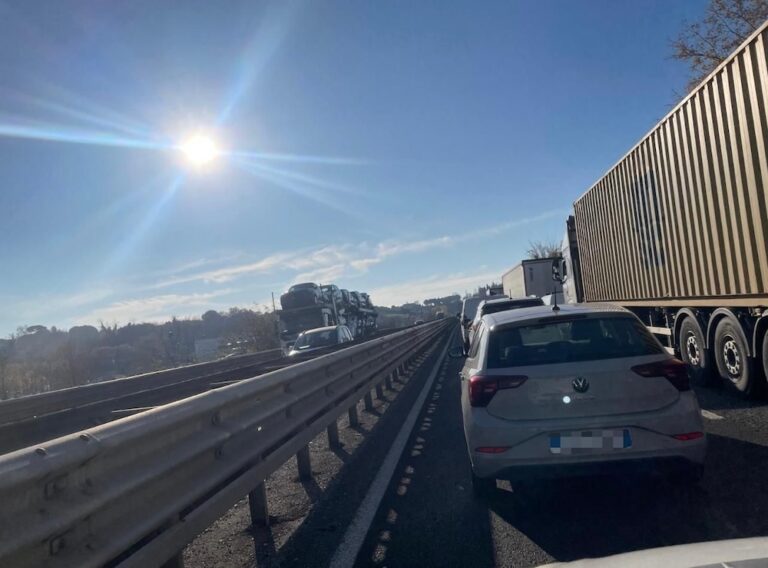 Incidente in Fi-Pi-Li tra Santa Croce e Montopoli, code in direzione ...